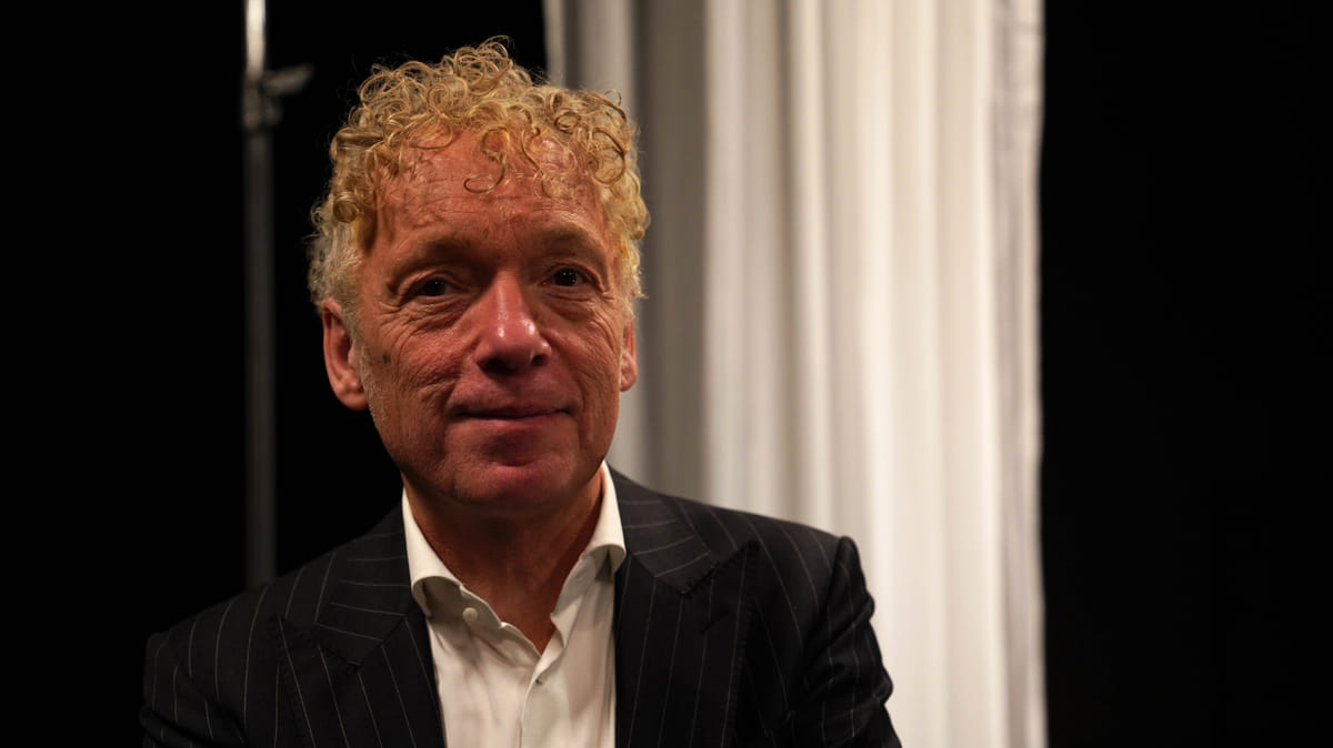 Spinvis over het alledaagse | Brainwash | HUMAN