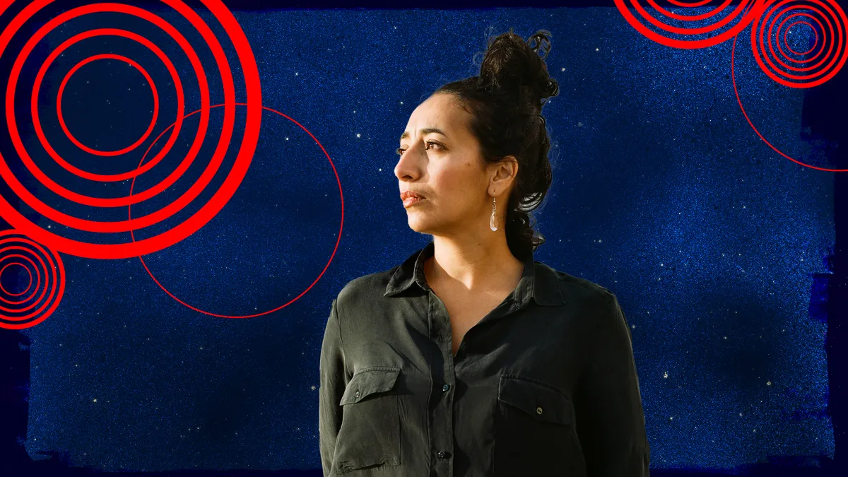 Nisrine Mbarki Ben Ayad komt op gesprek bij Nooit Meer Slapen | VPRO