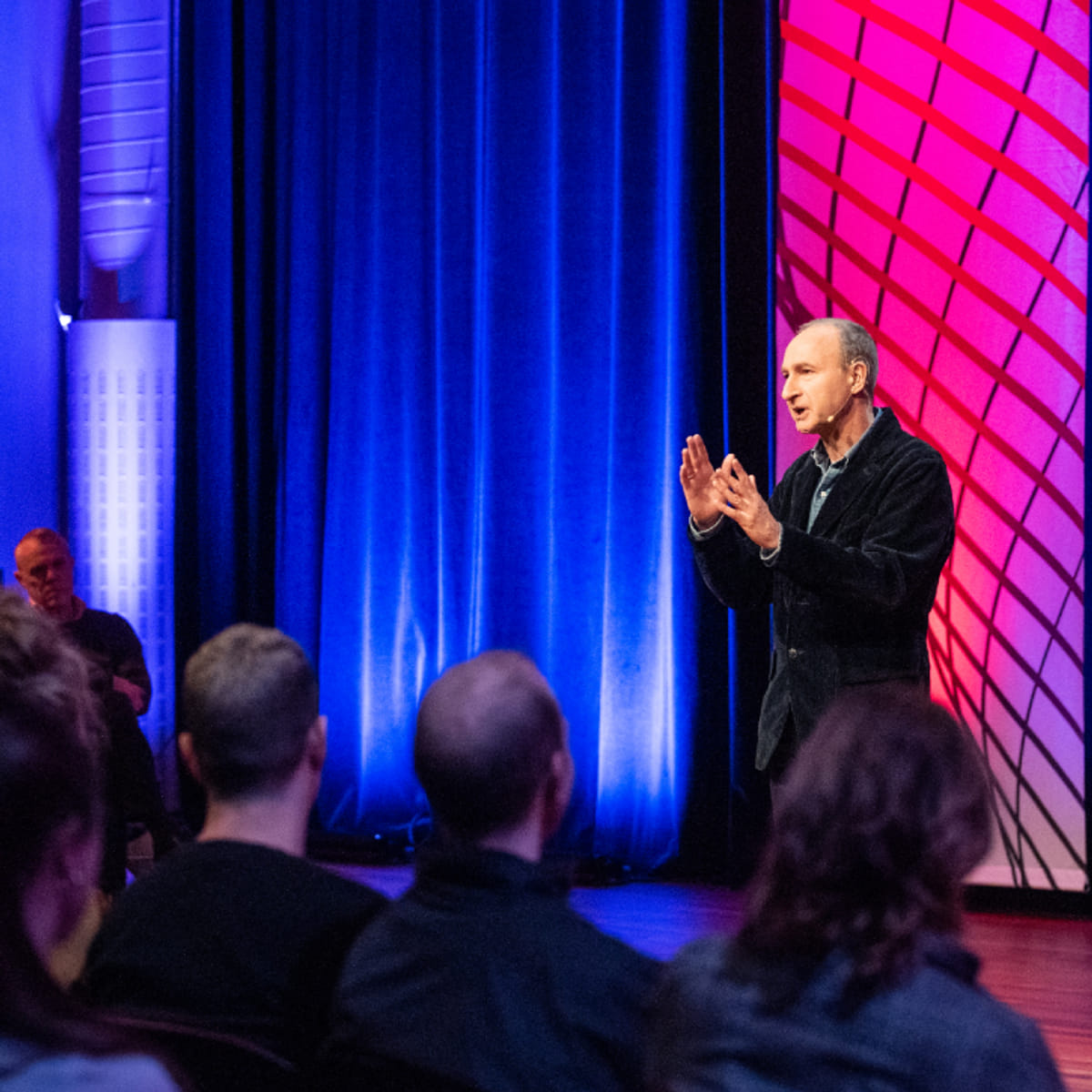 Psychiater Jim van Os: laten we de patiënt eindelijk weer centraal ...